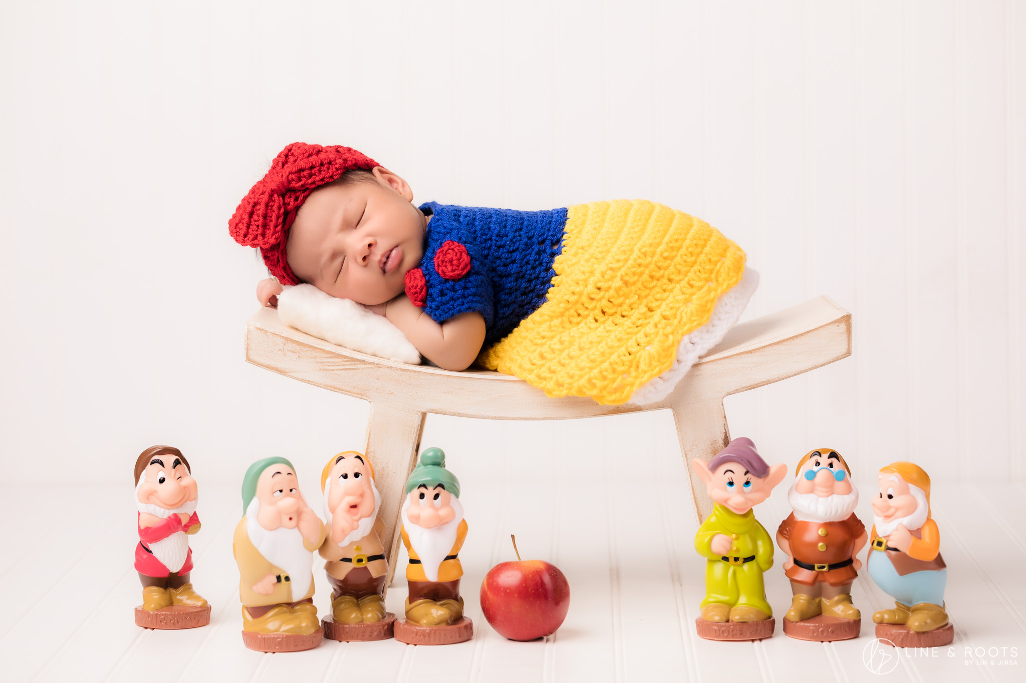 Tustin Newborn Photography | Baby Coco | Line and Roots